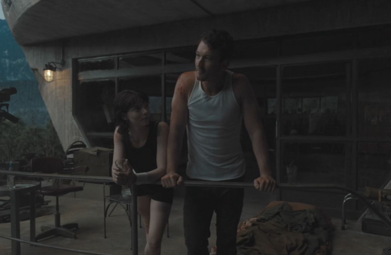 "The Gorge" : Plongée au cœur d'un thriller romantique saisissant ...